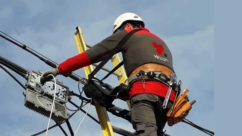 Aprenda cómo convertirse en técnico de Instalación Domiciliaria - TXS+